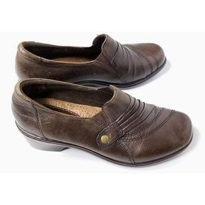 Earth Origins | Shoes | Earth Origins Ladies Brown Comfort Loafer Slip ...